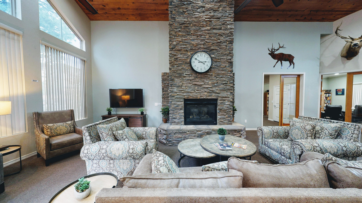 Apartment Photo Gallery Show Low by Elk Ridge Apartments Arizona 928 ...